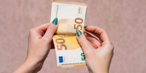 How to Sell Hand Pics Like a Pro [2025 Epic Guide +Top Tips]