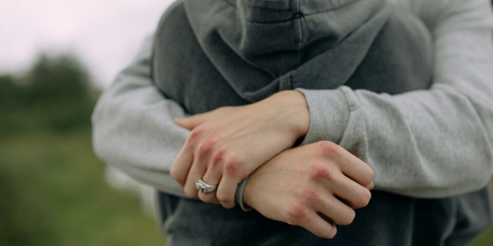 How to Become a Professional Cuddler (2025 Ultimate Guide)